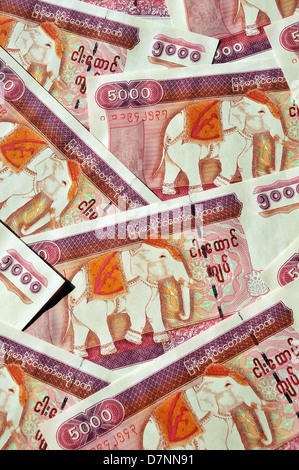 currency Myanmar notes 5000 kyats Stock Photo - Alamy