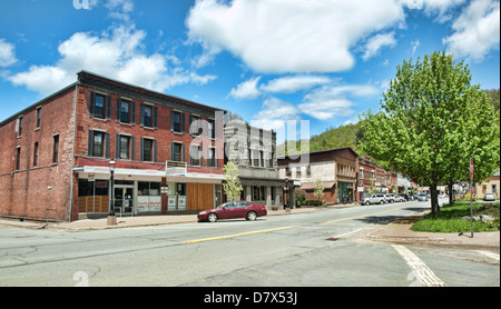 Roscoe, New York, Sullivan County, Catskills, calls itself "Trout Town ...