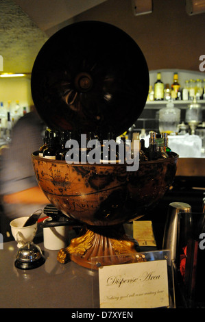 Purl Cocktail Bar, Marylebone, London Stock Photo - Alamy