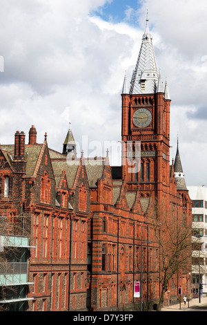 Clocktower of The Victoria Gallery & Museum Liverpool, and the modern ...