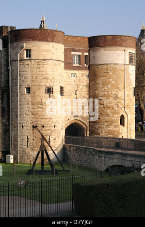 The Byward tower, Tower of London, UK Stock Photo - Alamy