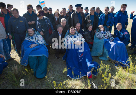 Expedition 35 astronauts, including Tom Marshburn, land in Kazakhstan ...