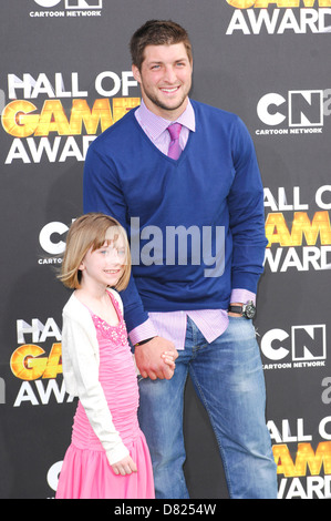 Tim Tebow, Presley Collins The 2012 Cartoon Network Hall of Game Awards ...