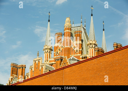 The British Library, Kings Cross, London, England, UK Stock Photo - Alamy