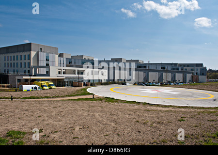 Accident and Emergency entrance to Tunbridge Wells Hospital, Pembury ...