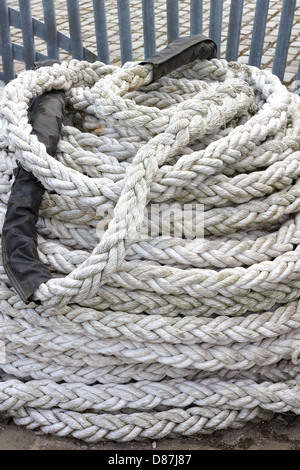 Secured mooring line / mooring rope / hawser laid in a figure-8 Stock ...