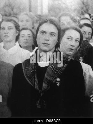 Adolf Hitler Nazi Fuhrer making a speech at The Lustgarten Berlin Nazi ...