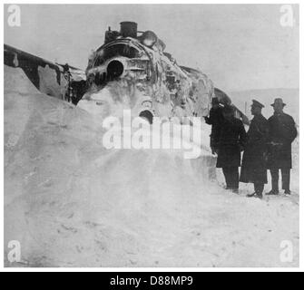 ORIENT EXPRESS IN SNOW Stock Photo - Alamy