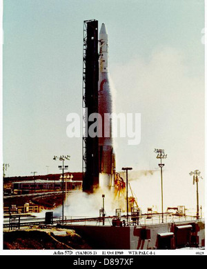 The Atlas LV-3A rocket carrying the Agena A payload with MIDAS 2 ...