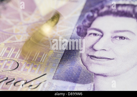 A spinning pound coin Stock Photo - Alamy