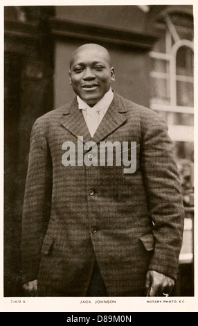 JACK JOHNSON (1878-1946) American boxer who was World Heavyweight ...