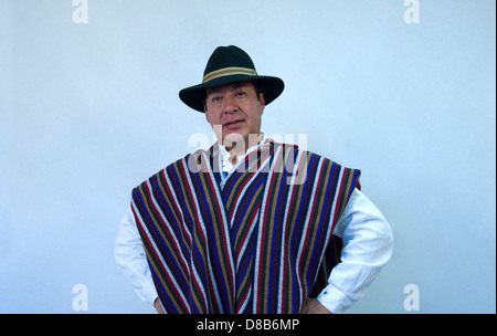 Ecuadoran dancers in folk costumes Stock Photo, Royalty Free Image ...
