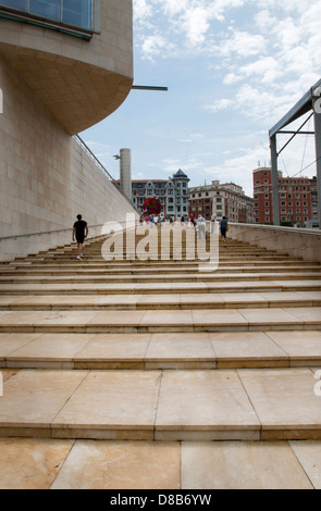 Images of the Guggenheim Museum building in Bilbao, Spain Stock Photo ...