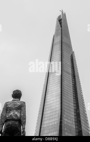 The Shard and Statue Stock Photo - Alamy