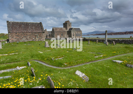 St Oran s Chapel at St Oran s abbey Isle of Iona Stock Photo: 11437410 ...