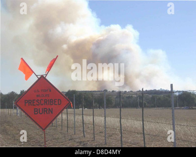Prescribed Burn Sign. Prescribed Burn Sign Stock Photo: 178180331 - Alamy