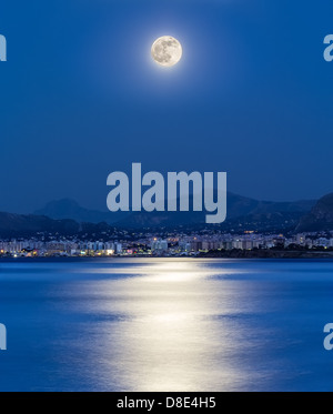 Palermo - Harbor in dusk Stock Photo - Alamy