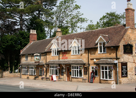 The Old Fox and Hounds pub in Croydon, London England United Kingdom UK ...