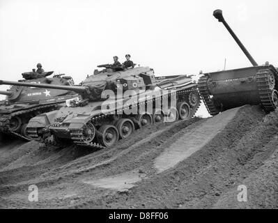 French army training American troops, WW1 Stock Photo - Alamy