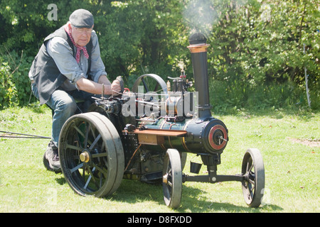 Steam Traction Engine scale model Stock Photo - Alamy