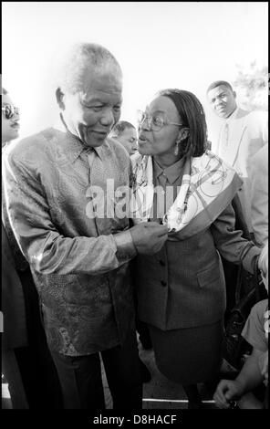 Nelson Mandela and Gracha Machel visit Pollsmoor Prison,Cape Town,late ...
