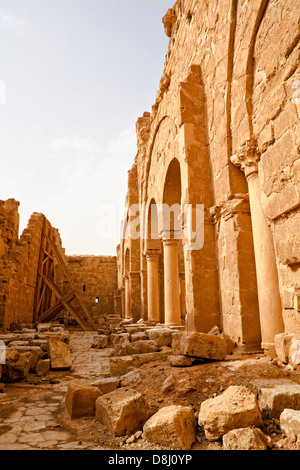Church ruins at the desert ruins of Rasafa, Syria Stock Photo - Alamy