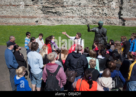 English speaking tour guide Stock Photo - Alamy