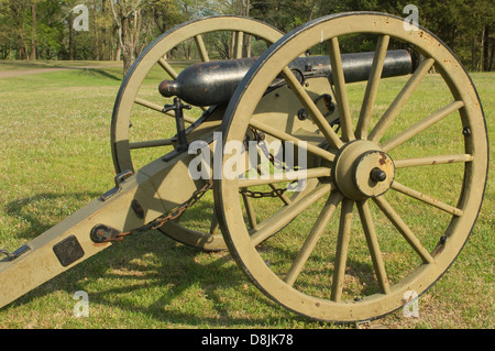 12-pounder Blakely rifled artillery, Shiloh National Military Park ...