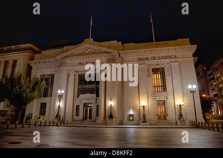PNC bank building in historic Georgetown, Washington DC Stock Photo - Alamy
