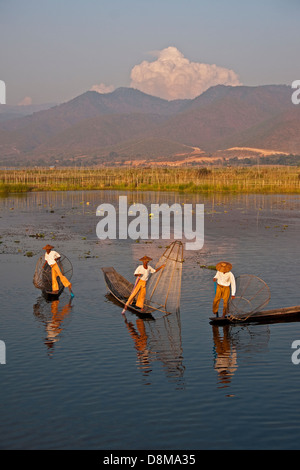 Leg Rowing Fishermen, Lake Inle, Shan State, Myanmar Stock Photo - Alamy
