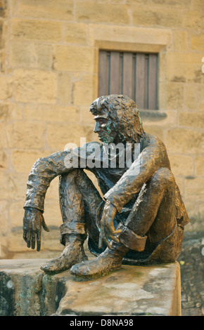France, Dordogne, Sarlat la Caneda, Badaud statue, by Gerard Auliac ...