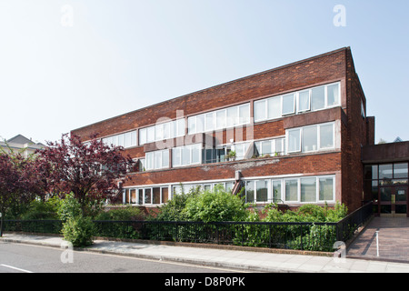 Silsoe House Park Village East London NW1 Stock Photo - Alamy