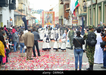 Catholic procession in honor to Virgin Mary. Tunja, Boyacá, Colombia ...