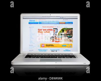 Laptop screen showing Walmart store website Stock Photo - Alamy
