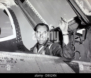 Lin Hendrix, shown with the Republic F-105, was an important figure in ...