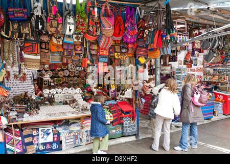 Souvenir stalls in Aguas Calientes, Machu Picchu Town, Peru Stock Photo ...