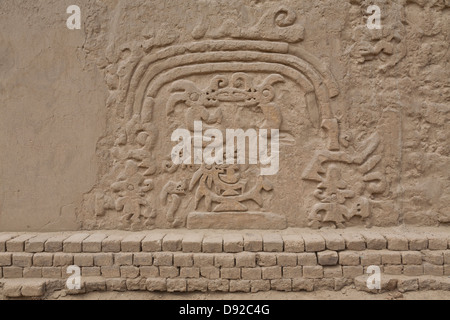 Huaca Arco Iris, Huaca El Dragon, Chan Chan, Trujillo, Peru Stock Photo ...