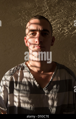 Inmates on the male chain gang in Estrella Jail at dawn Stock Photo - Alamy