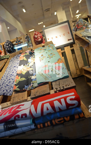 Pacsun store in Soho, Manhattan, New York City Stock Photo - Alamy