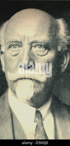 PHILIPP SCHEIDEMANN German Social Democratic leader, proclaims the ...