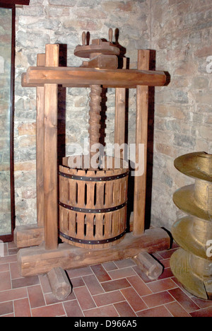 Historic wine press for extraction juice from grapes Stock Photo - Alamy