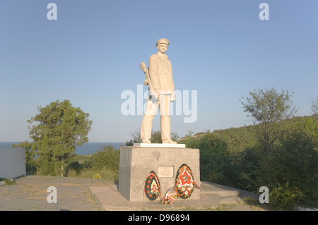Monument to capt. Kalinin D. near Sukko city. Seamen-scouts heroes of ...