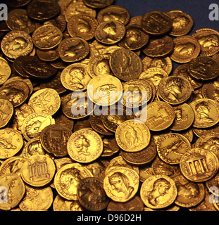 Hoard of Roman gold coins found in England Stock Photo - Alamy