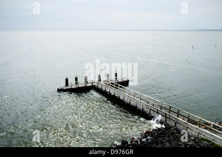 Breezanddijk, Afsluitdijk causeway Stock Photo - Alamy