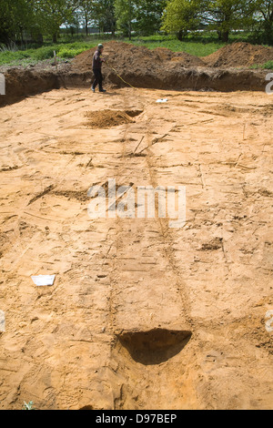 Archaeologists discover prehistoric field boundary ditch during ...