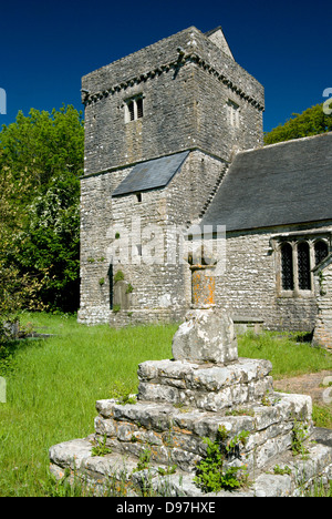 Llanfrynach Church, Cowbridge, Vale of Glamorgan, South Wales, UK Stock ...