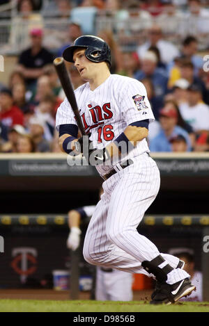 Minnesota Twins designated hitter Josh Bell waits on a pitch during a ...
