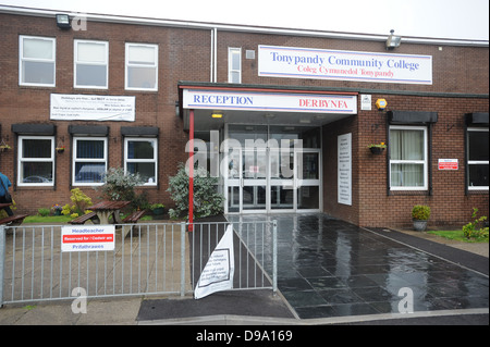 Tonypandy Community College in the Rhondda Stock Photo - Alamy