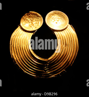 Celtic. Collar known as The Shannongrove Gorget, maker unknown, late ...