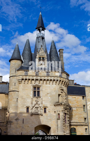 La Porte Cailhau in Bordeaux in France Stock Photo - Alamy